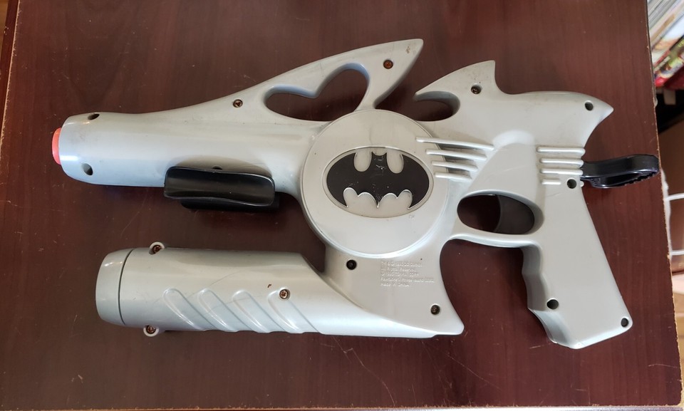 Kenner DC 1995 Batman Forever Electronic Bat-Signal Blaster. Untested ...