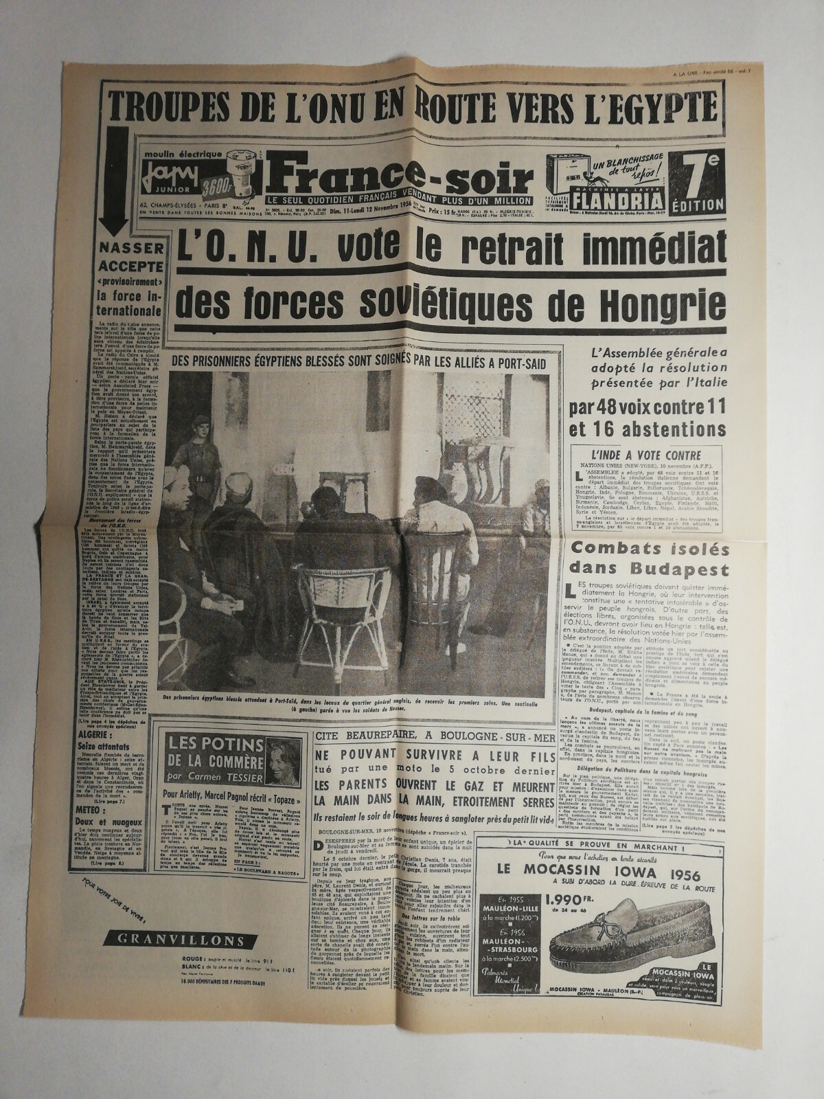 N371 La A World Journal France-Soir 12 November 1956 Un Votre to ...