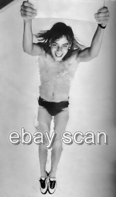 SINGER ACTOR LEIF GARRETT CANDID SWIMMING POOL 8X10 PHOTO 34 | eBay