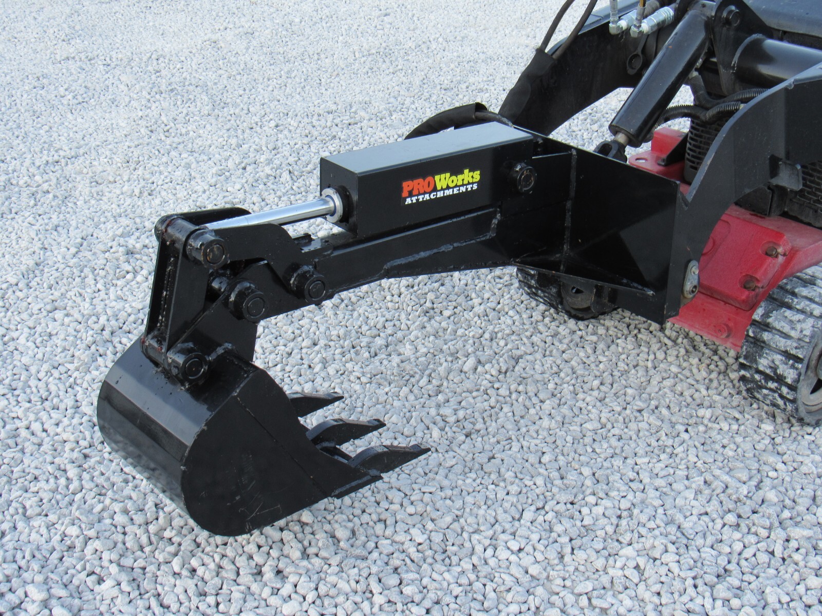 Hydraulic Backhoe Attachment with 12" Bucket Fits Toro Dingo Mini Skid ...