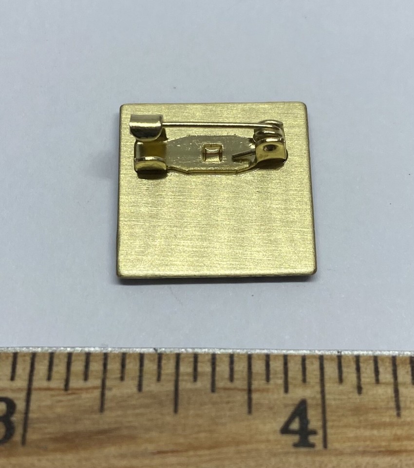 Panera Planet Bread Employee Lapel Pin (Z9) | eBay