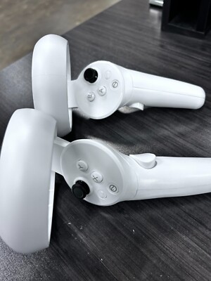 Pico Neo 3 Motion Controllers, White, Open Box, Never Used, AA Included ...