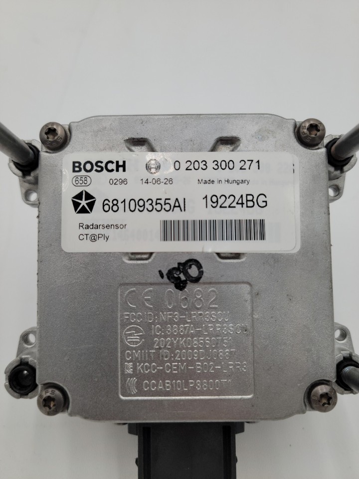 OEM 2014 Jeep Grand Cherokee Bosch Adaptive Speed Control Module Sensor ...