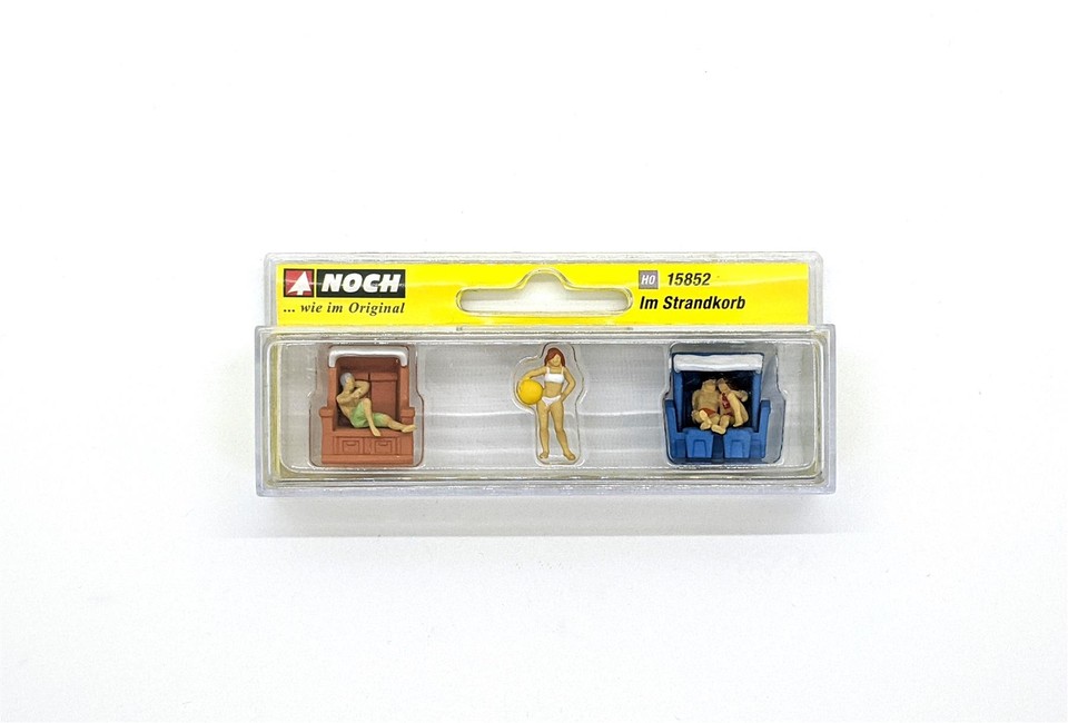 In The Beach Chair (4) Figures set HO/OO gauge Noch 15852 | eBay