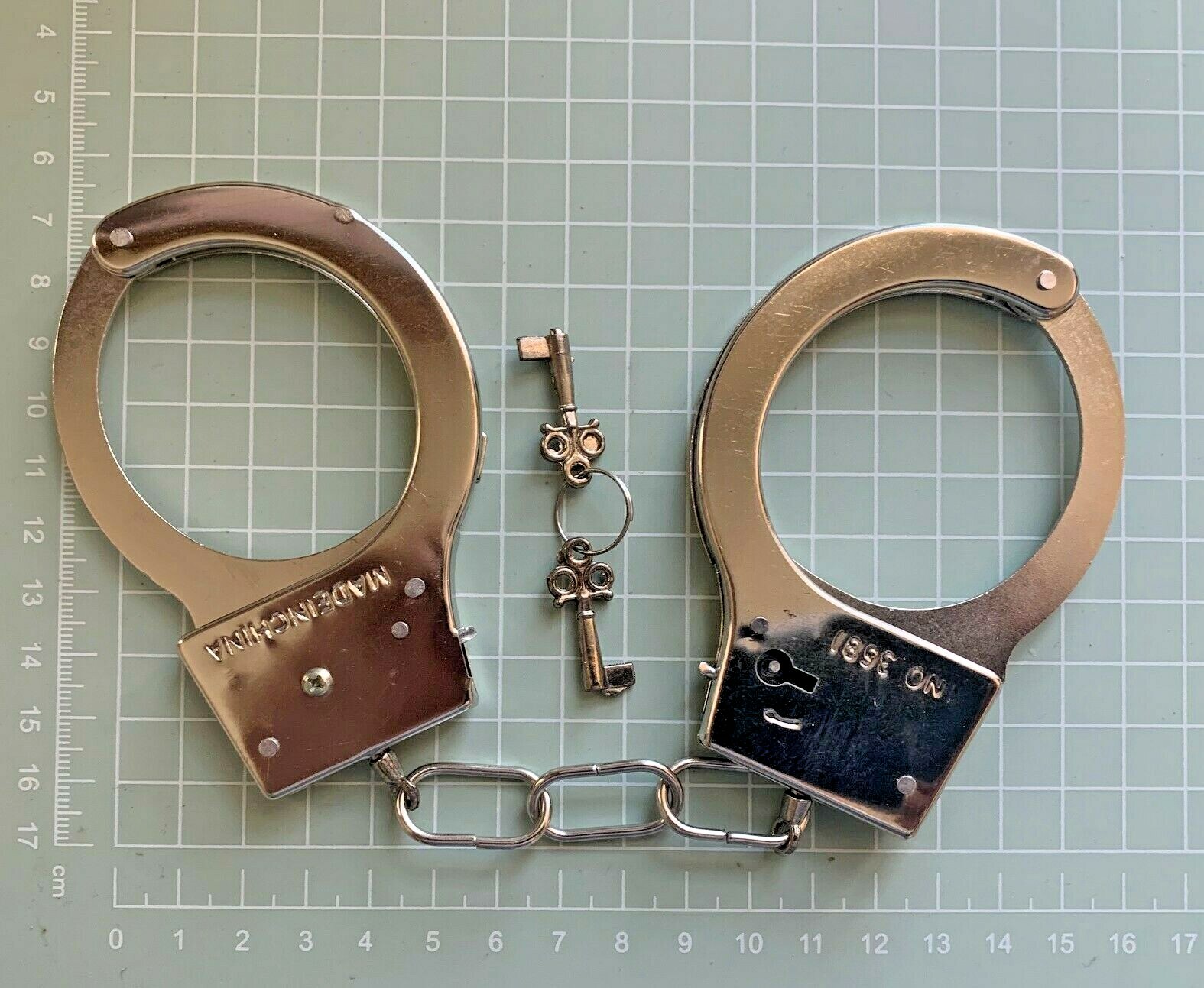 HANDCUFFS with deluxe keys and ring [ Jokes ] Toy | eBay UK