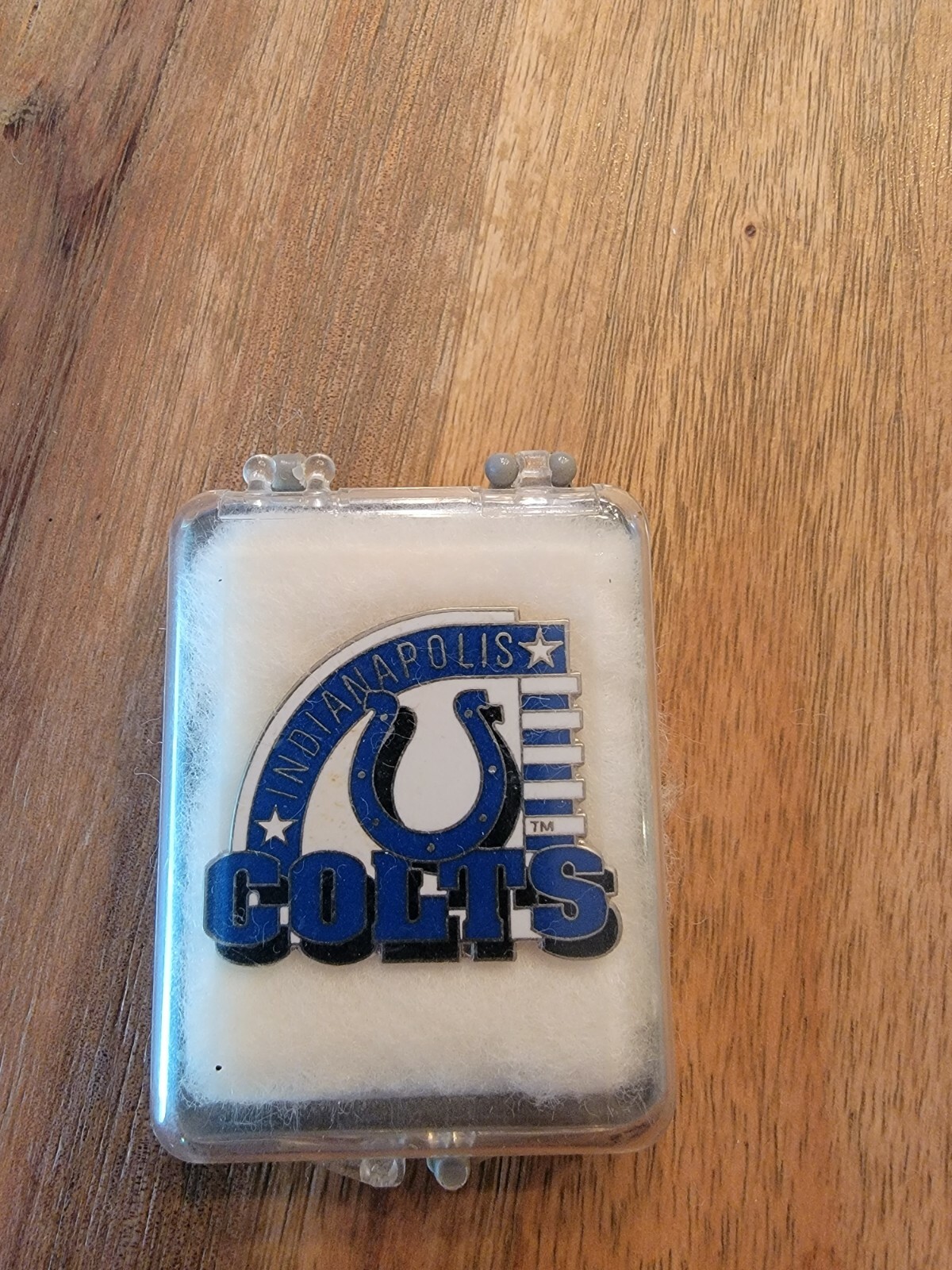 New 1994 Indianapolis Colts Logo Lapel Pin Officially Licensed NFL ...