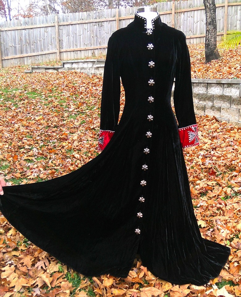Double D Ranch Black Crushed Velvet Maltese Cross Duster M EUC Runs ...