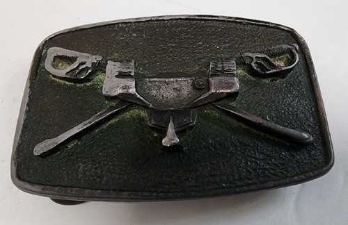 Vintage Crossed Swords Men's Belt Buckle - Gem