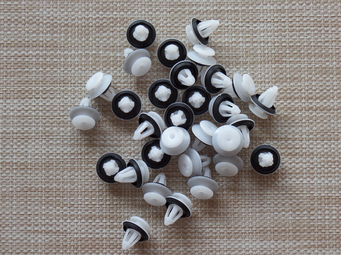 10x TÜRVERKLEIDUNG CLIPS FÜR MERCEDES W203 W202 W210 W211 X204 W164 ...