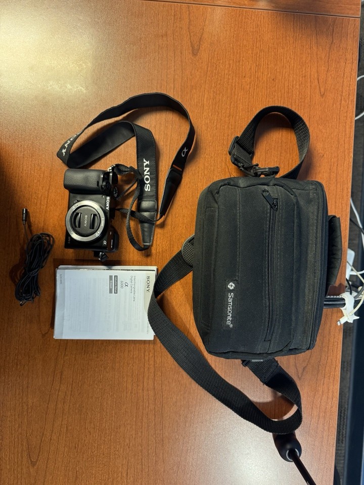 Sony Alpha A6000 Digital Camera 24.3MP Black (body Only) Bag & Extras ...