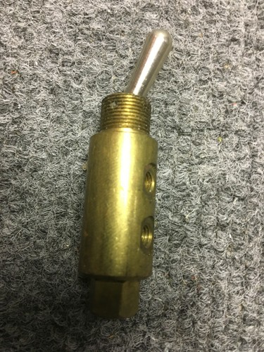 Clippard MTV2 Brass Air Toggle Switch 2 Position 10-32 NPT all Ports | eBay