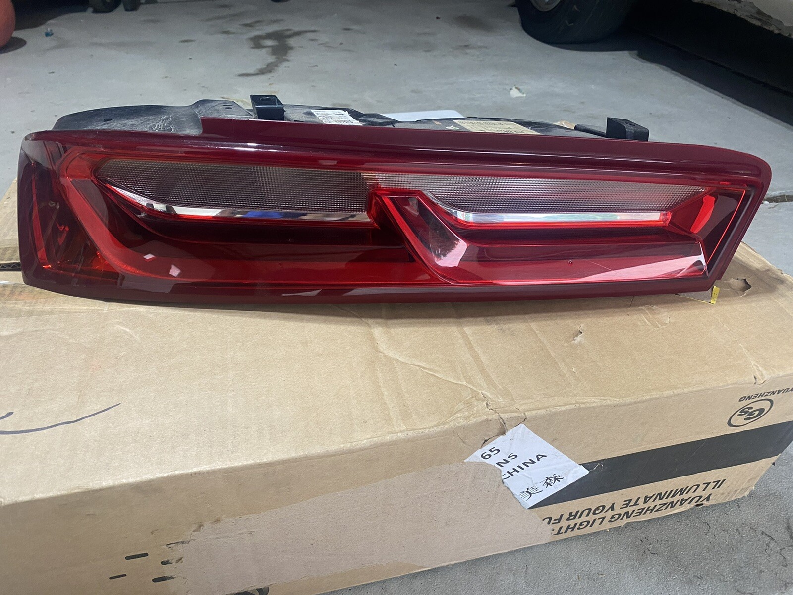 Chevrolet Camaro Tail Light LED Left 84136774 Chevy LH OEM 2016 2017 ...