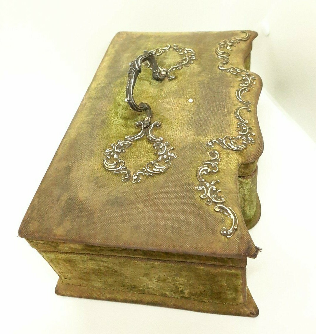 Antique Victorian Jewelry Box Wood Velvet with Tufted Silk Interior ...