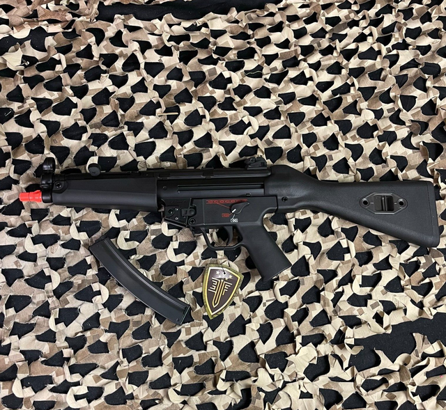 VFC Mp5 Avalon Gearbox Repro Surefire Warden EOTech 551 Sight Airsoft ...