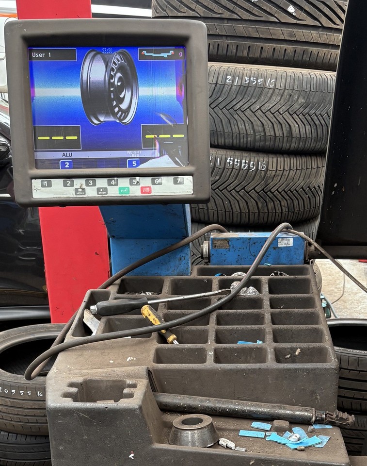 Hoffman Megaspin 800-2 Easy Autoselect Wheel Balancer | eBay UK