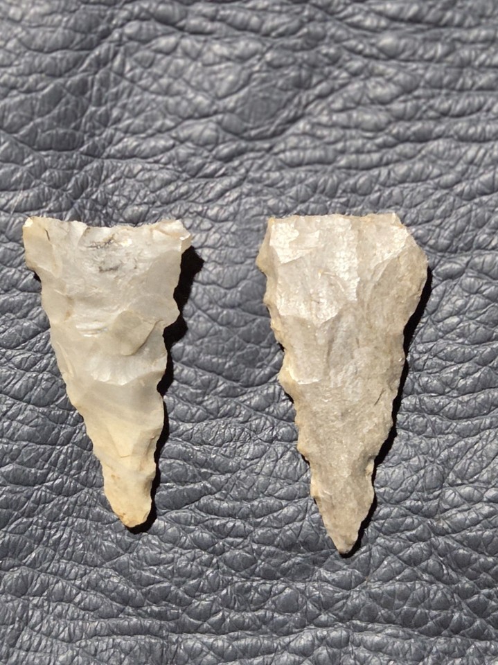 2 FORT ANCIENT TRIANGLE POINTS OHIO Authentic Indian Artifacts 5/8" - 3 ...