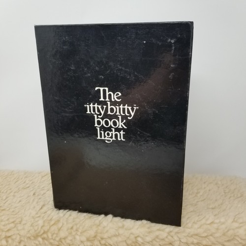 The Itty Bitty Book Light VINTAGE 1982 Zelco Complete w/ Extra Bulb ...