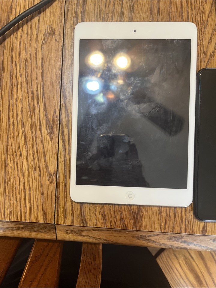 A Lot Of Untested iPhones Do Not Know If They Work Or Not | eBay