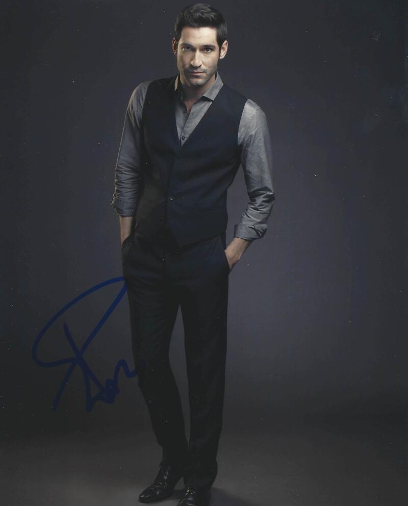 TOM ELLIS SIGNED 8X10 PHOTO LUCIFER AUTHENTIC AUTOGRAPH | eBay
