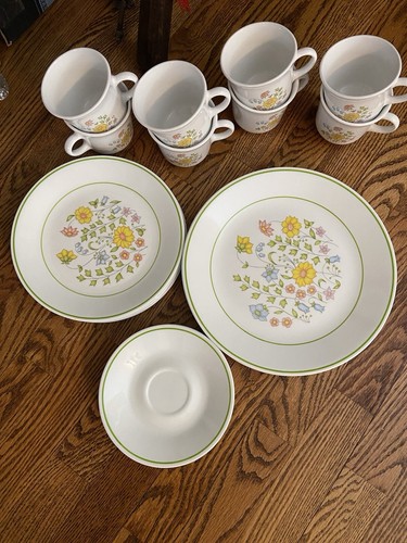Vint 70’s Corelle Spring Meadow 32 Pc Set | eBay