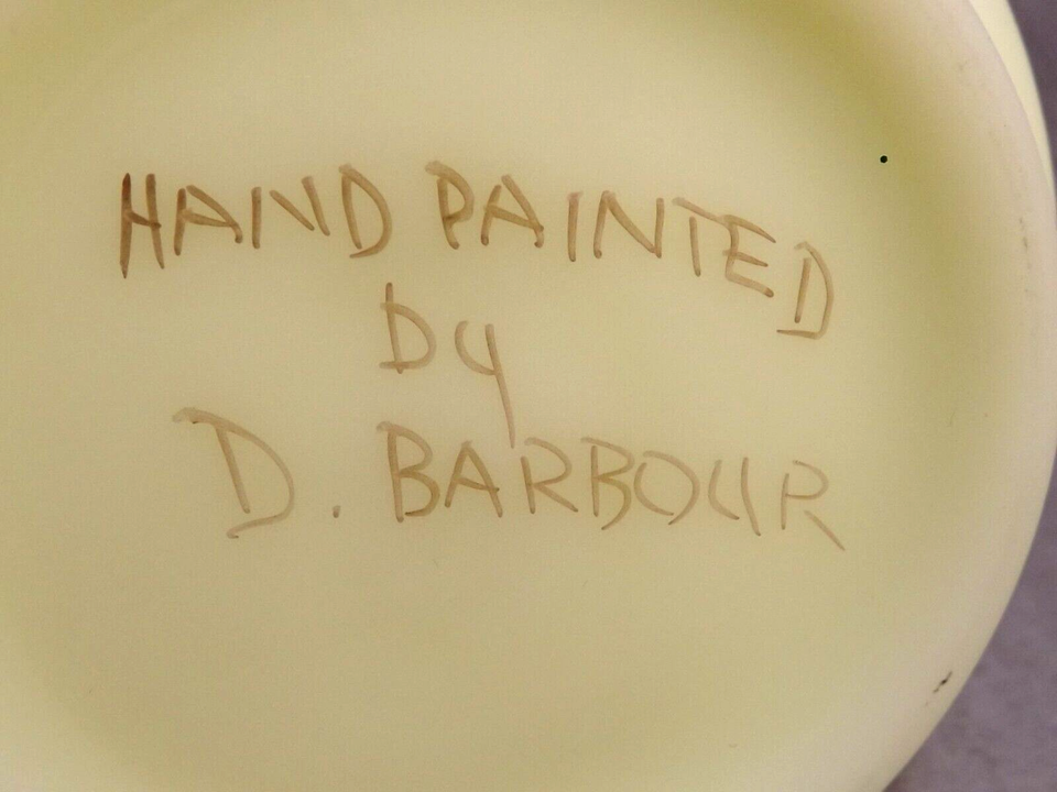 Fenton Vase Daisies on Custard Ruffled Rim Art Glass Sticker Signed ...