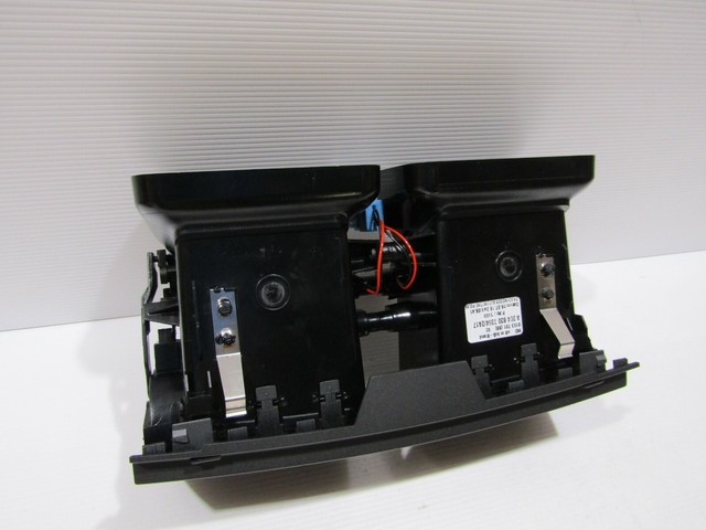 Mercedes-Benz C W204 Dashboard Air Vents A2048307354 2010 11819550 for ...