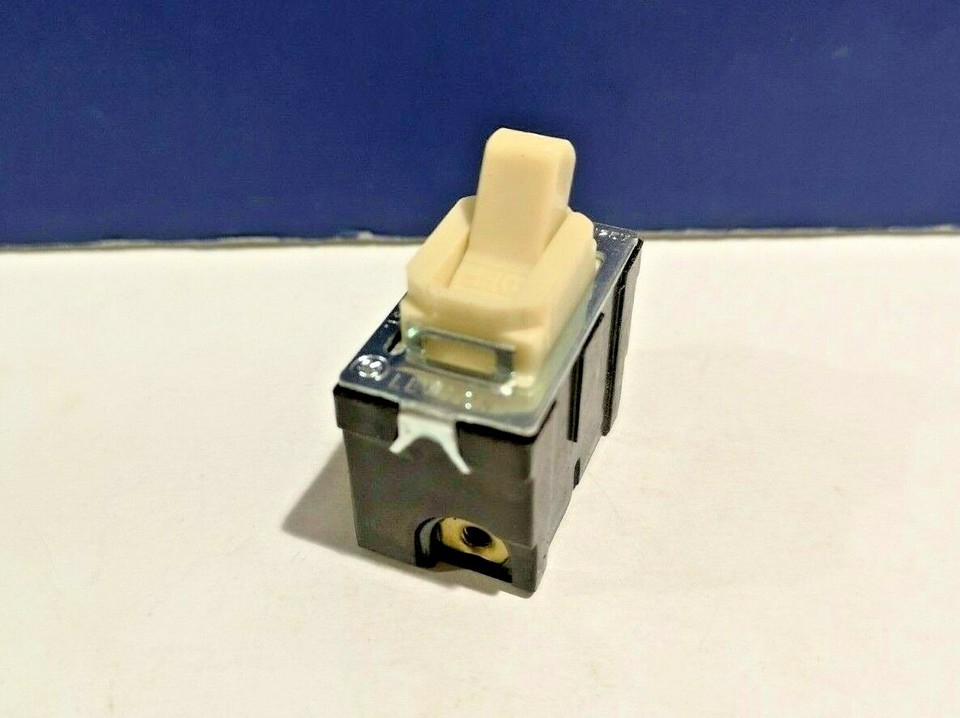 LEVITON IVORY DESPARD Interchangeable SINGLE Pole Toggle Switch NEW ...