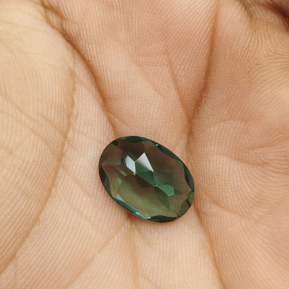 Fern Green Quartz Gemstone Quartz Faceted oval shape 4.70 cts. AAA+ ...