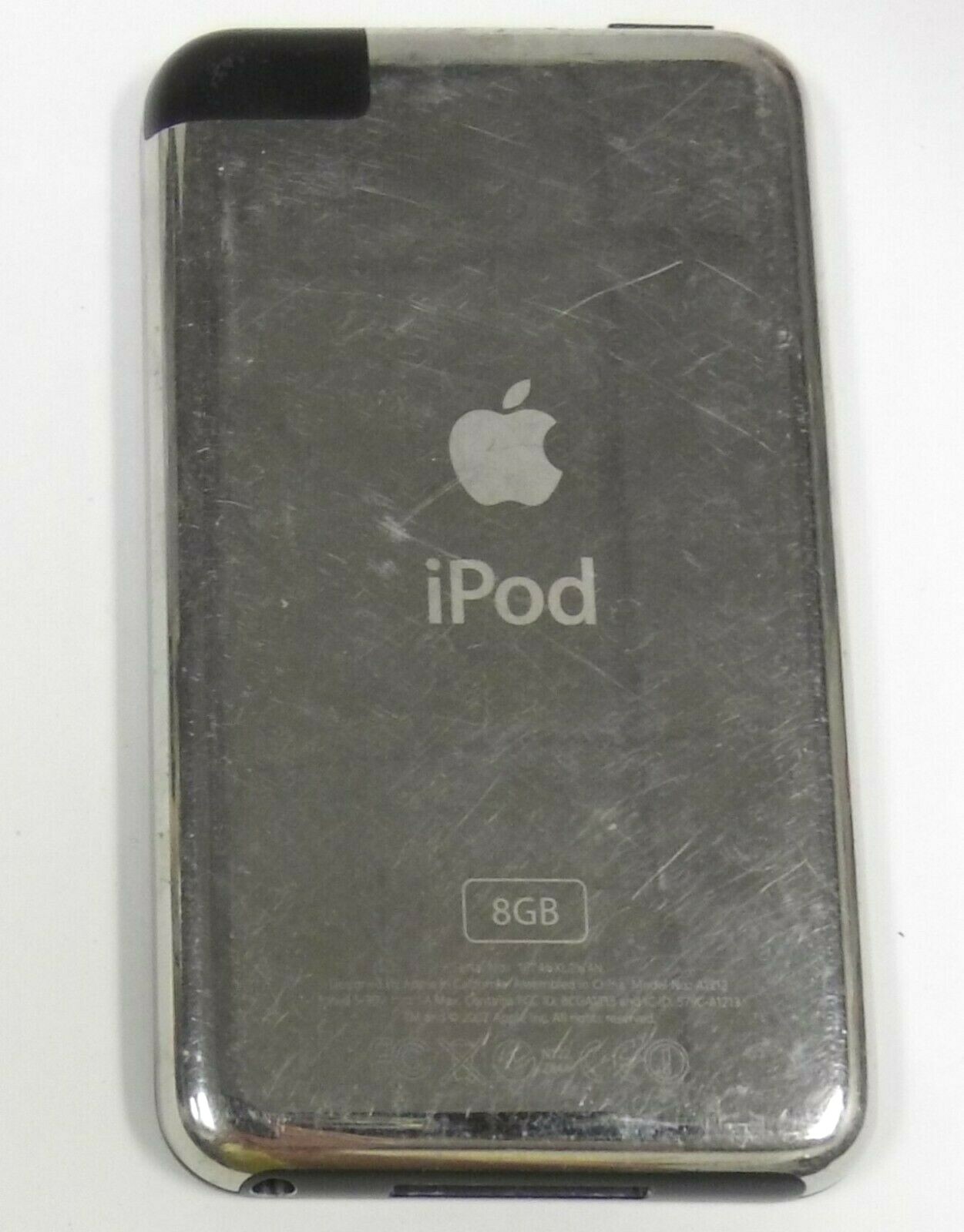 Apple iPod Touch 1st Generation A1213 - Black and Silver - 8GB ...