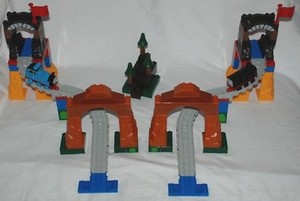 Mega Bloks Thomas & Friends The Great Race Set 10524 Complete inc ...