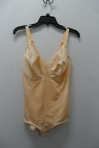 RAGO BODY BRIEFER, SIZE 34 C, (ID#2711760-58) | eBay