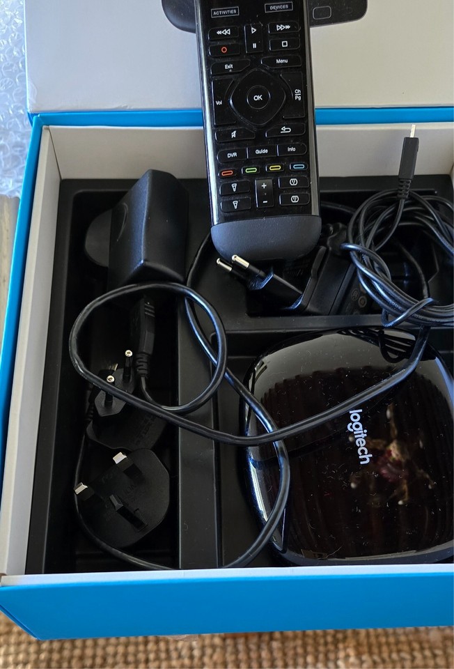 Logitech Harmony Elite Remote Control System Complete In Box W/ Cradle ...