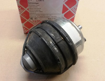 Rear Engine Mount For Volvo S60 S80 V70 XC90 XC70 Cross Country 2.4D D5 ...