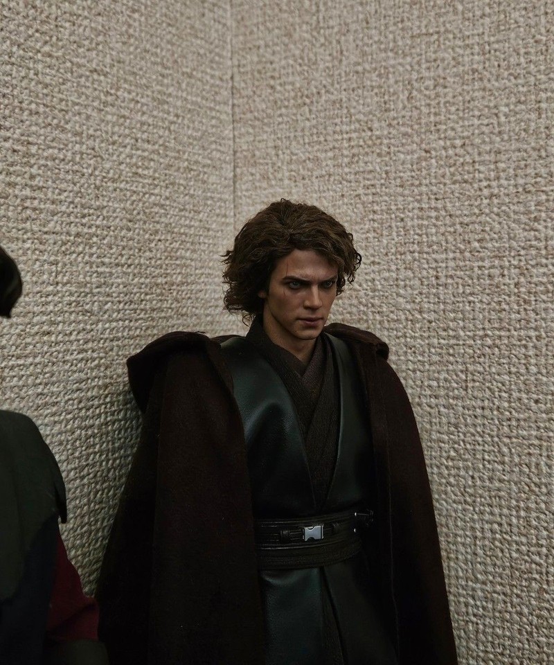 Hot Toys Star Wars EP III Anakin Skywalker Masterpiece with Custom ...