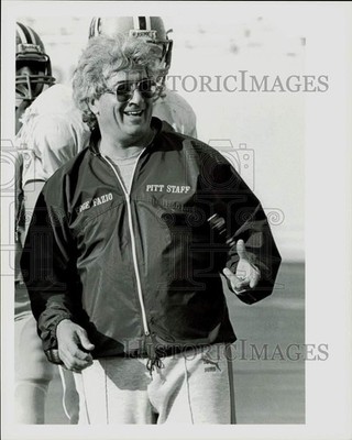 1984 Press Photo University of Pittsburgh Football Coach Foge Fazio ...