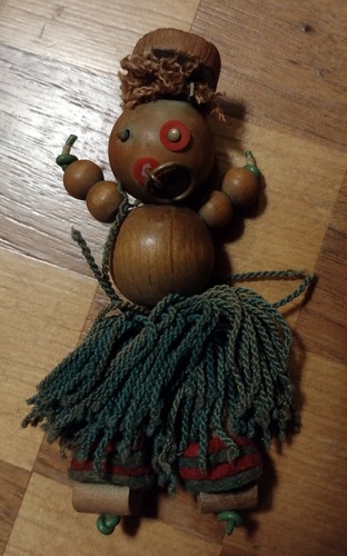 RARE VINTAGE Wooden Segmented Beaded Primitive Tribal Jungle Figure ...
