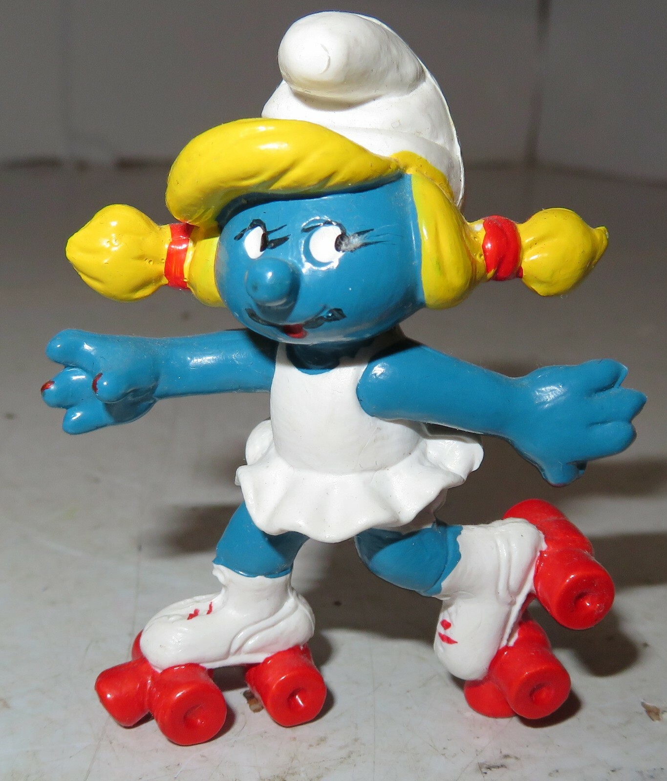 Smurf Figurine Smurfette Roller Skate Race Vintage 1980 Schleigh Peyo ...