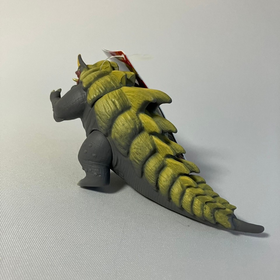 Bandai Ultraman Ultraman: Rising Ultra Monster Series 215 Neronga Pvc ...