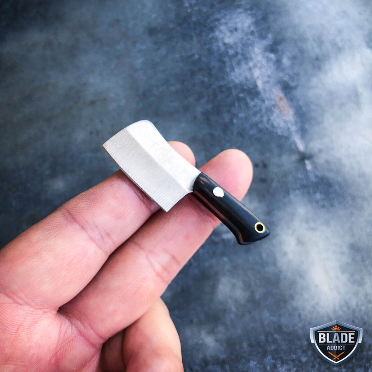WORLDS SMALLEST WORKING FIXED BLADE KNIFE! Tiny Miniature CLEAVER ...
