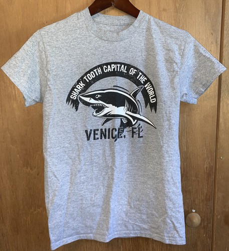 Men’s Small T Shirt Gray Shark Themed Venice Florida Tagless Cotton ...