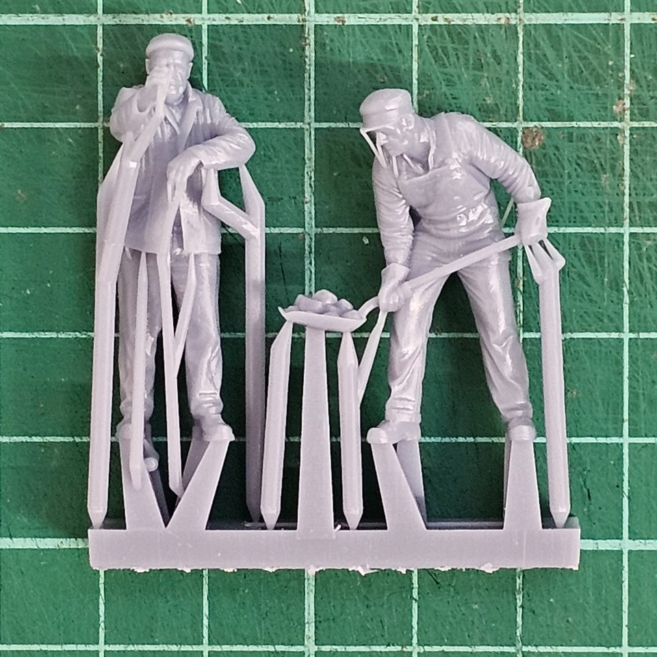 FG50 - Steam Locomotive Crew Figures unpainted O scale | eBay