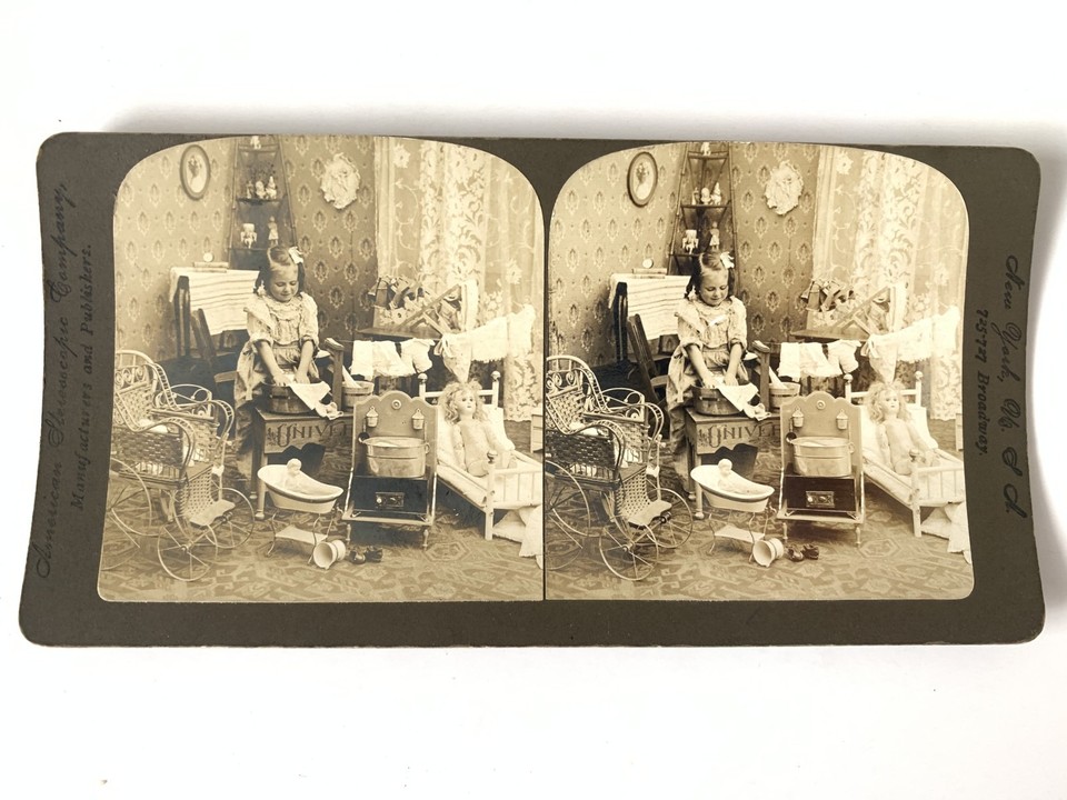 C.1890 CUTE GIRL BEDROOM DOLLS, WASHING CLOTHES LAUNDRY PHOTO ...