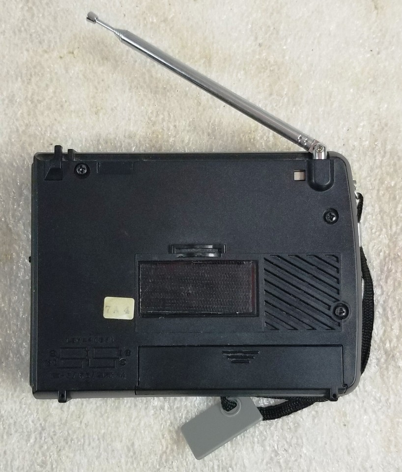 Radio Shack AM/FM Portable Radio LCD Alarm Clock MODEL NO: 12-626 | eBay