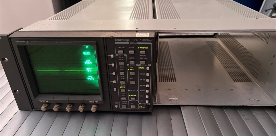 Tektronix 1740A Waveform/Vector Monitor | eBay