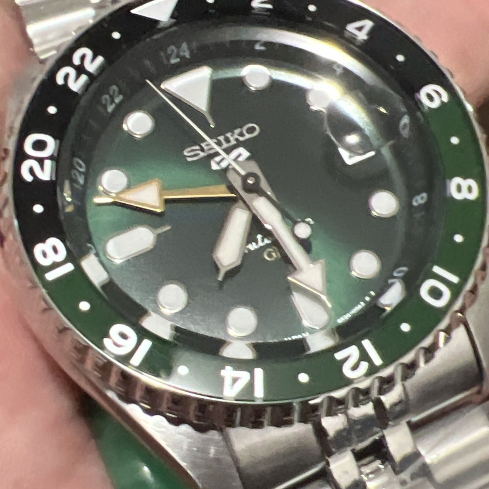 *BRAND NEW*Seiko 5 Sports SKX GMT Green Dial( 🍺BNS)!Steel Men's Watch ...