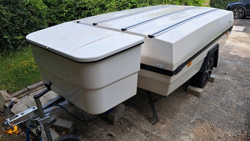 Camp Let Dream XL with side annex and living canopy. Excellent ...