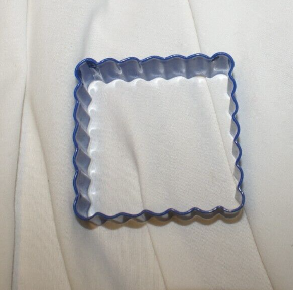 Square Ruffled Scallop Edge Cookie Cutter Metal 2 7/8" Blue | eBay