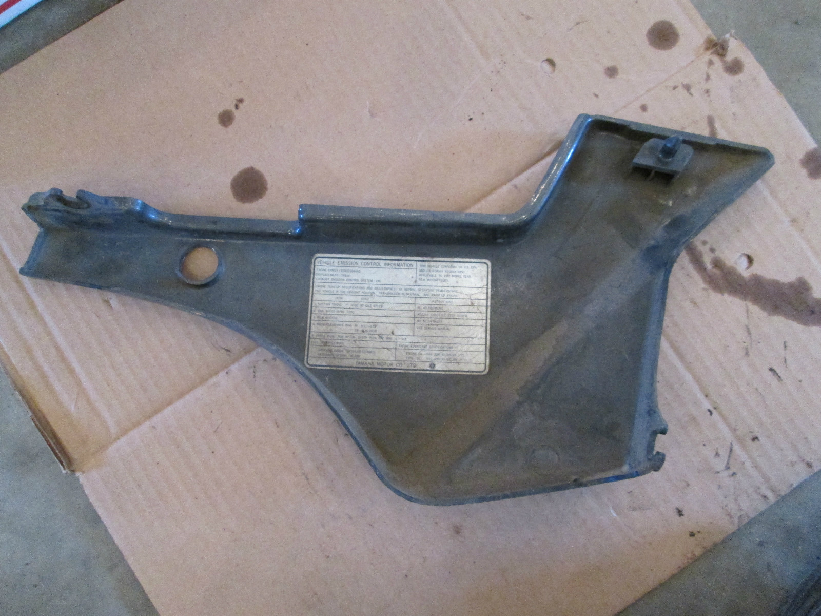 1982 Yamaha Seca XJ750 XJ 750 left side cover frame panel | eBay
