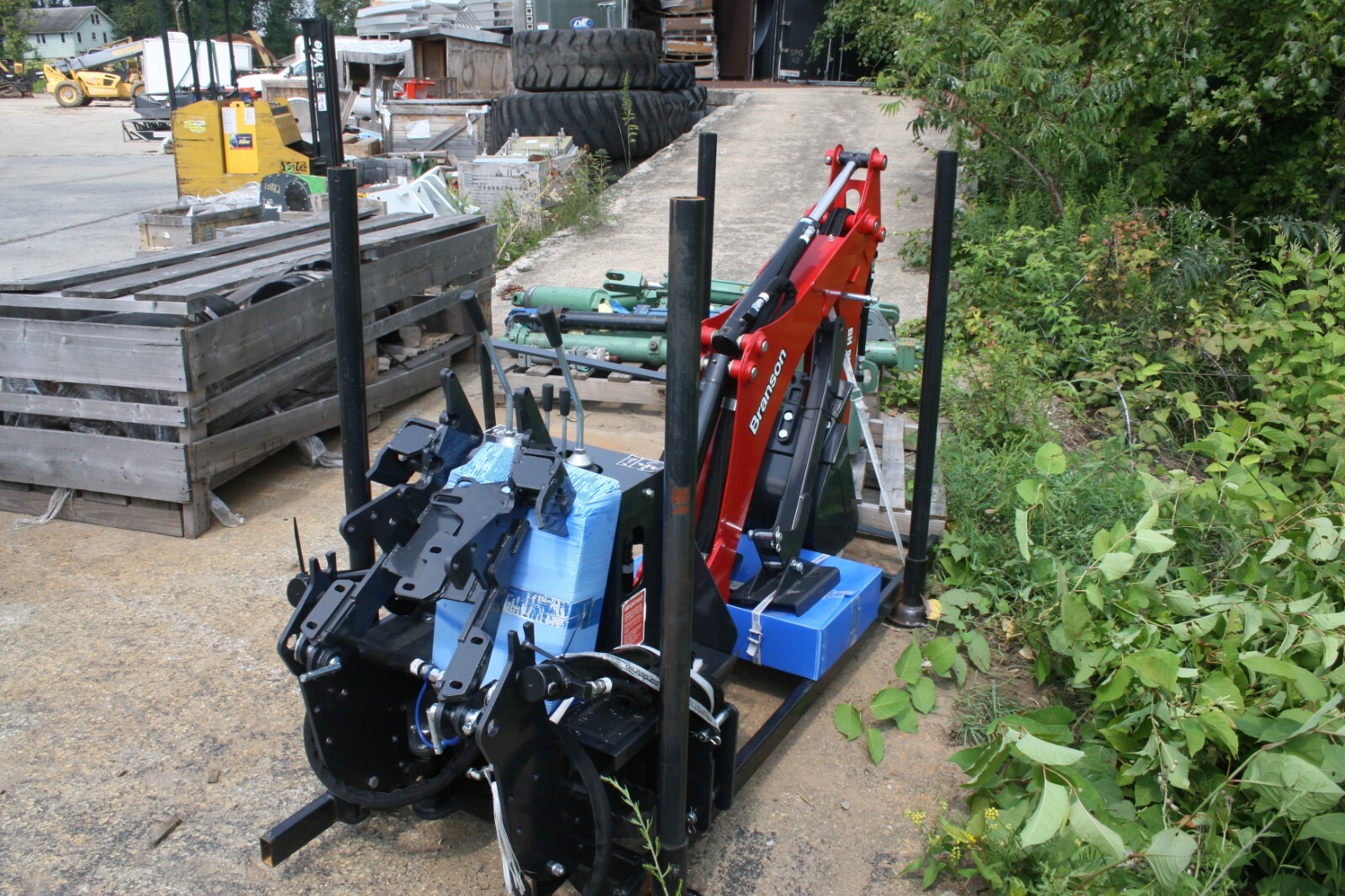 NEW Branson BH95 Backhoe Attachment Implement Swing Pivot Rotating | eBay