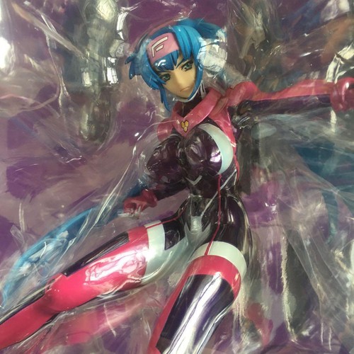 Excellent Model Macross Frontier Klan Klang Armored Ver. Figure ...